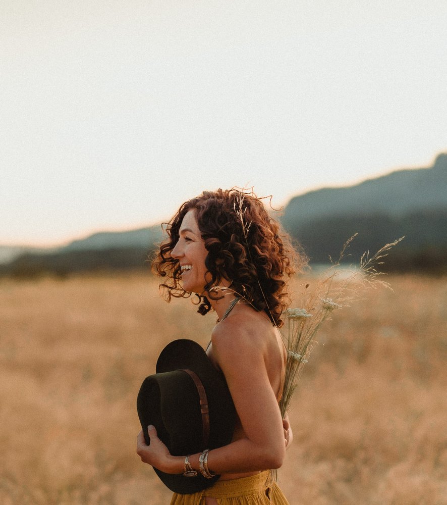 SUMMER HUGHES PHOTO - Updated May 2024 - 32 Photos - Vancouver ...