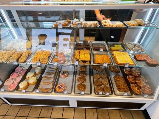 KIM’S KAKERY, BAKERY & CAFE - Updated January 2025 - 199 Photos & 104 ...