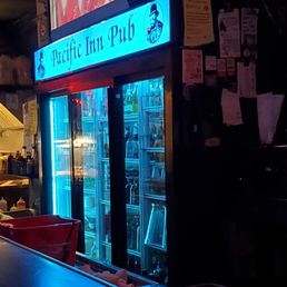 PACIFIC INN PUB - Updated February 2025 - 241 Photos & 439 Reviews ...