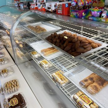 PAPILLON INTERNATIONAL BAKERY - Updated September 2025 - 701 Photos ...