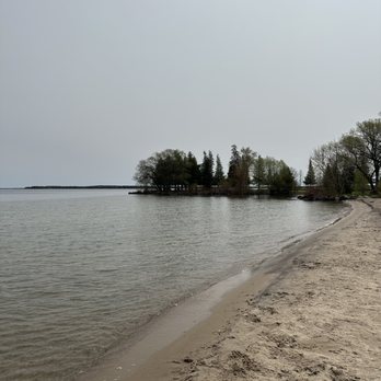 INNISFIL PARK - Updated December 2025 - 687 Innisfil Beach Road ...