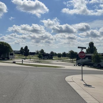 WANDERLUST CROSSINGS RV PARK - Updated November 2025 - 70 Photos & 50 ...