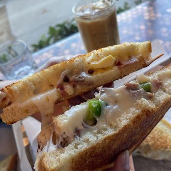 SHIFT COFFEE HOUSE - Updated June 2024 - 588 Photos & 395 Reviews ...