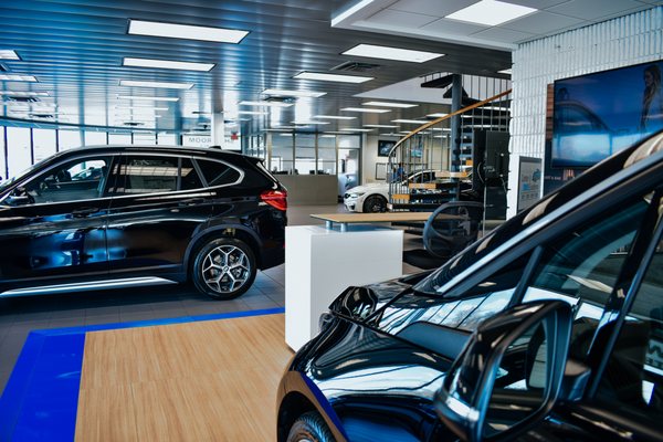 BMW OF BRIDGEPORT - Updated December 2025 - 29 Photos & 78 Reviews - 43 ...