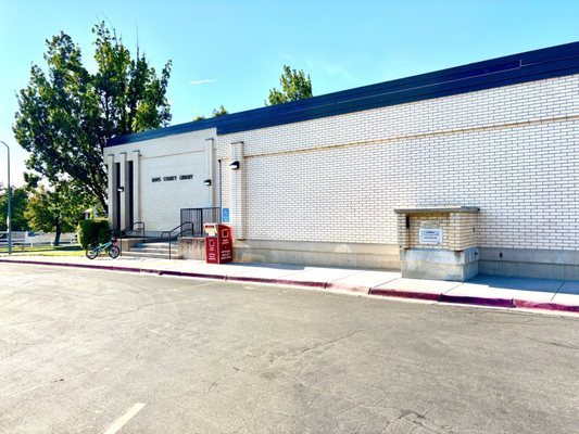 DAVIS COUNTY LIBRARY - Updated October 2025 - 10 Photos - 725 S Main St ...