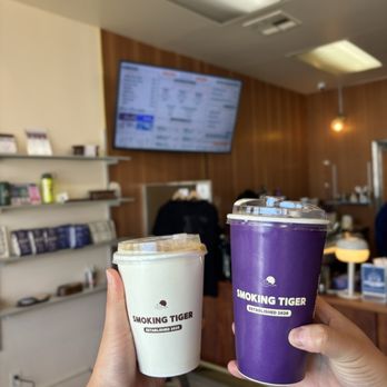 SMOKING TIGER COFFEE LAB - Updated July 2024 - 425 Photos & 168 Reviews ...