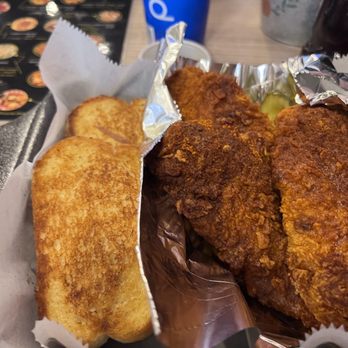 LEGEND HOT CHICKEN - CHINO HILLS - Updated June 2024 - 101 Photos & 84 ...