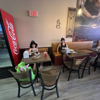 THE RED LINE CAFE - Updated December 2025 - 132 Photos & 275 Reviews ...