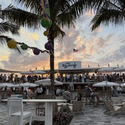 THE SHORELY - Updated July 2025 - 137 Photos & 55 Reviews - 849 ...