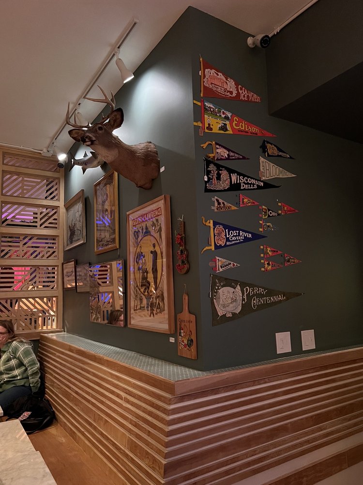 CONSIGNMENT LOUNGE - Updated August 2024 - 34 Photos & 15 Reviews ...