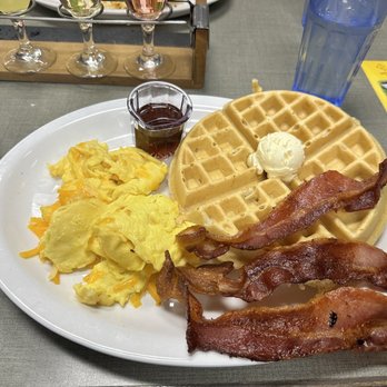 BISCUITS CAFE - Updated September 2024 - 418 Photos & 483 Reviews ...