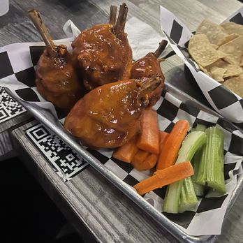 FLASHBACKZ LOUNGE & GRILL - Updated November 2025 - 229 Photos & 238 ...