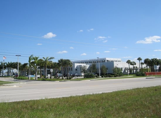 NORTHWEST REGIONAL LIBRARY - Updated October 2025 - 14 Photos & 11 ...