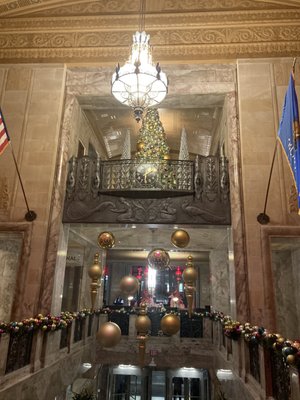 FIRST NATIONAL CENTER - Updated July 2025 - 39 Photos - 120 N Robinson ...