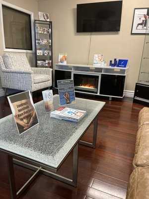 BRANDON MEDICAL CENTER - Updated October 2025 - 42 Photos - 122 S Moon ...