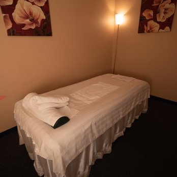 NOBLE SPA - Updated October 2025 - 10 Photos - 10626 Main St, Bellevue ...