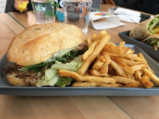 THE HALLWAY CAFE - Updated October 2024 - 11 Photos & 12 Reviews - 1 ...