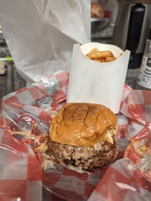 7TH STREET BURGER - 103 Photos & 57 Reviews - 80 Nassau St, New York ...