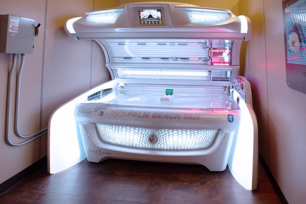 PALM BEACH TAN - Updated December 2025 - 10 Photos & 30 Reviews - 11398 ...