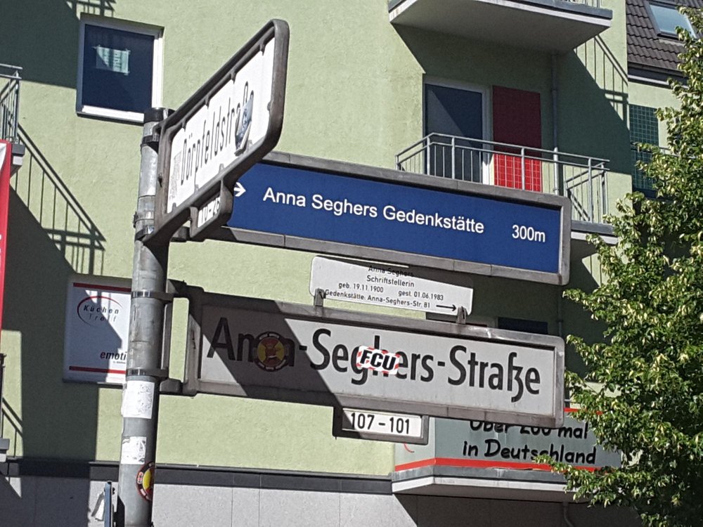 ANNA SEGHERS GEDENKSTÄTTE - Updated January 2025 - 14 Photos - Anna ...