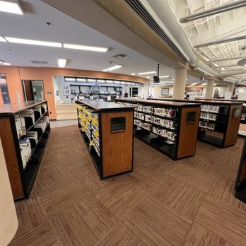 VALENCIA PARK - MALCOLM X LIBRARY - Updated October 2025 - 93 Photos ...