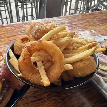 CRAZEE BURGER - Updated June 2024 - 1188 Photos & 840 Reviews - 3993 ...