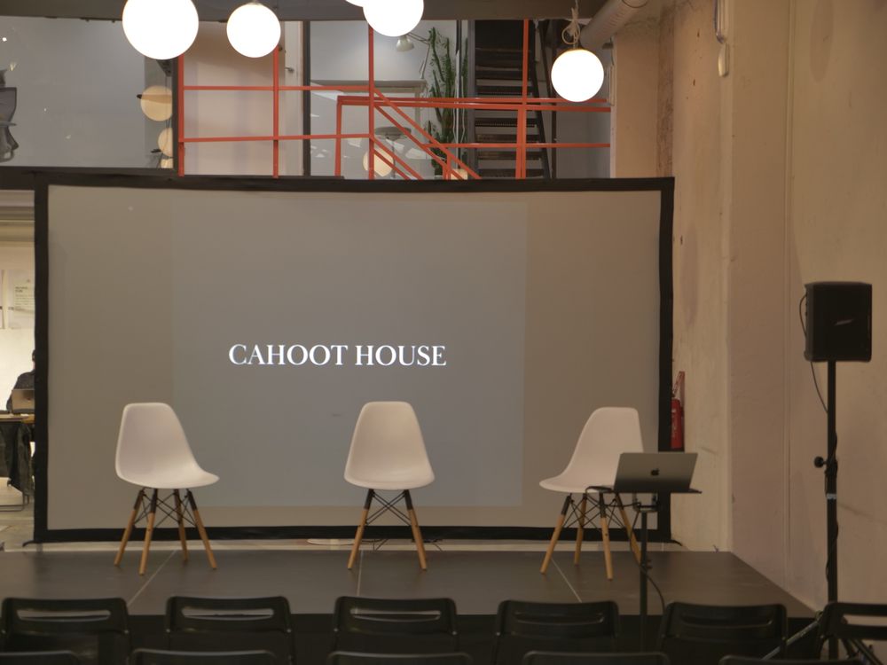 CAHOOT HOUSE - Updated January 2026 - Carrer de Floridablanca, Hauts-de ...