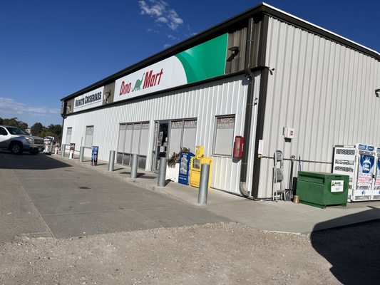 WAUNETA CROSSROADS - Updated November 2025 - 481 S Tecumseh Ave ...