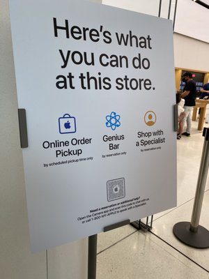APPLE CRABTREE VALLEY MALL - Updated March 2025 - 27 Photos & 205 ...