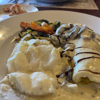 CARLUCCI’S GRILL - Updated December 2025 - 530 Photos & 589 Reviews ...