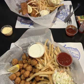 WATERFRONT SEAFOOD MARKET - Updated October 2025 - 327 Photos & 313 ...