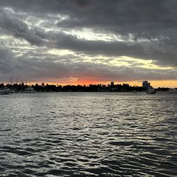 GG’S WATERFRONT - Updated October 2025 - 3255 Photos & 2033 Reviews ...