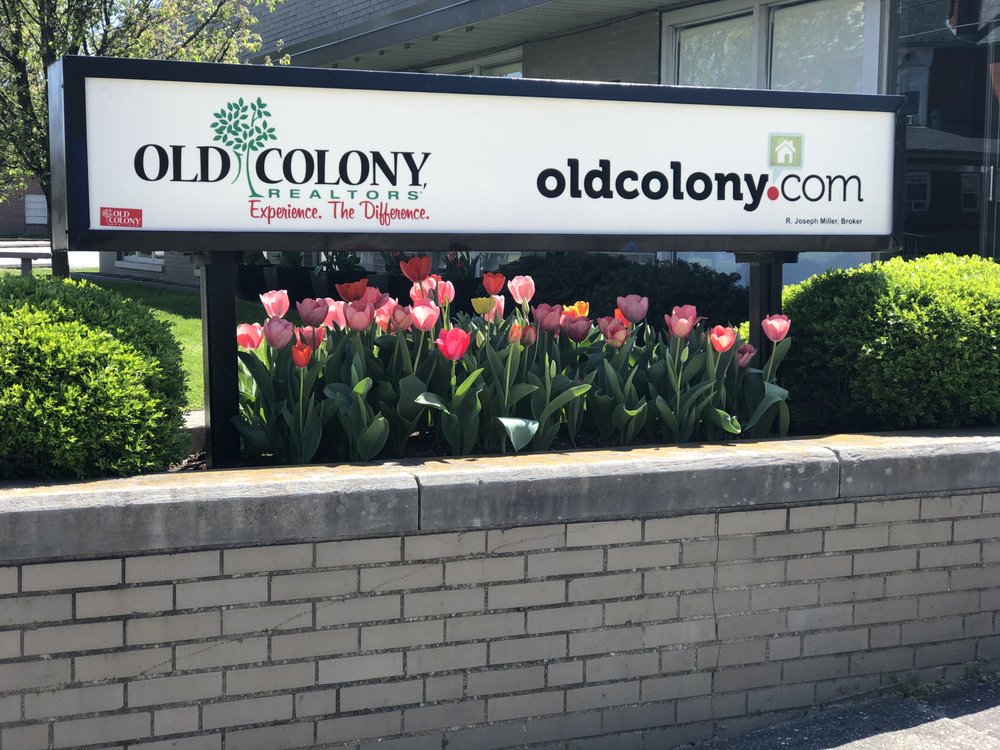 Old Colony Charleston Wv