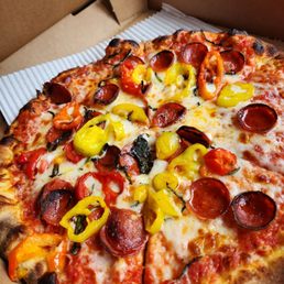 PIZZA 216 - Updated January 2026 - 339 Photos & 444 Reviews - 401 ...