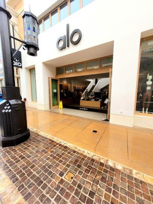 ALO - Updated December 2025 - 116 Photos & 113 Reviews - 189 The Grove ...