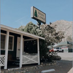 KERNVILLE INN - 39 Photos & 62 Reviews - 11042 Kernville Rd, Kernville ...