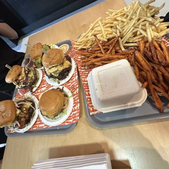 FOR THE WIN - Updated March 2025 - 830 Photos & 1176 Reviews - 6221 ...