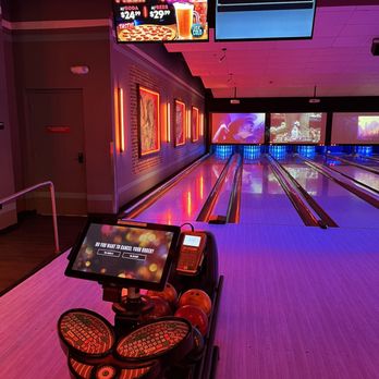 BOWLERO ORANGE COUNTY - Updated June 2025 - 120 Photos & 191 Reviews ...