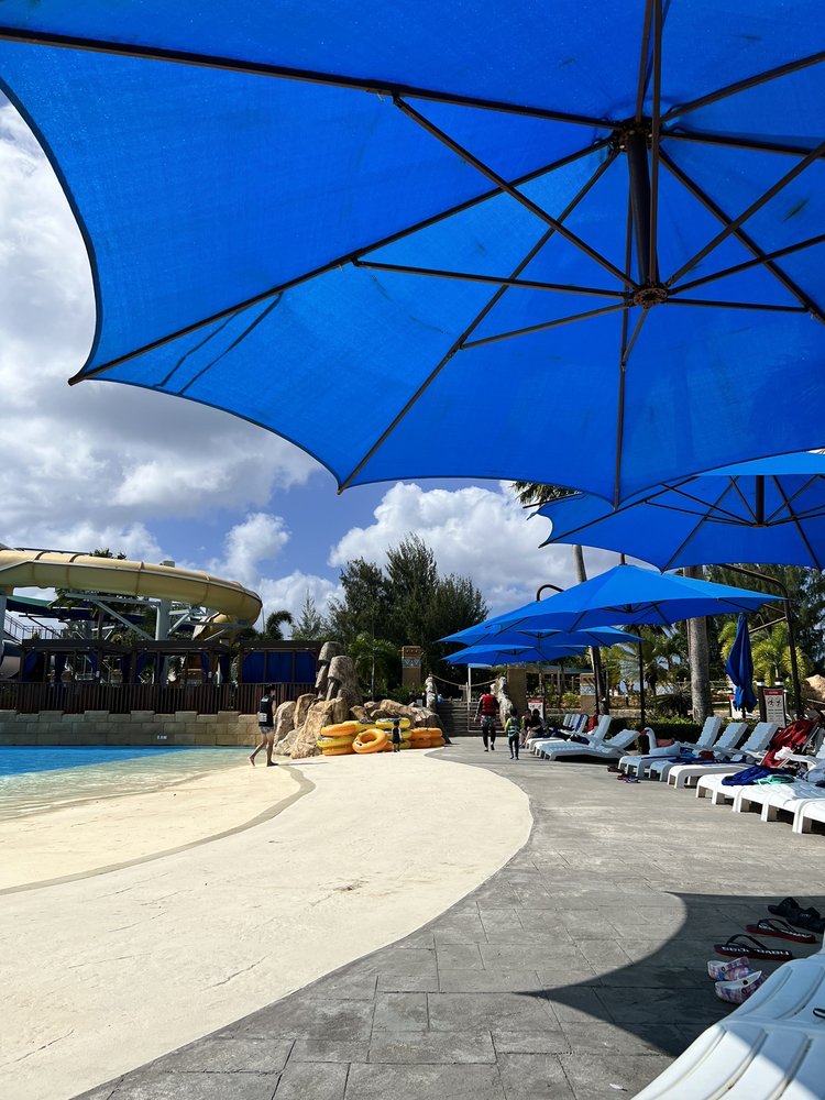 WORLD RESORT HOTEL - 44 Photos - Beach Road, Susupe, Northern Mariana ...