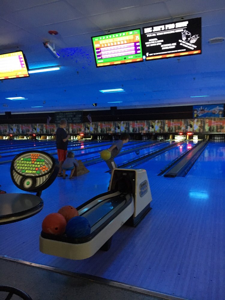 Westbrook Lanes Family Bowling Center, Brooklawn | Roadtrippers