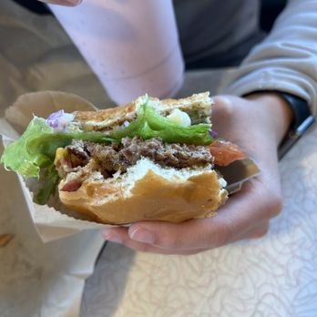 BURGERVILLE - Updated July 2025 - 112 Photos & 191 Reviews - 1122 SE ...