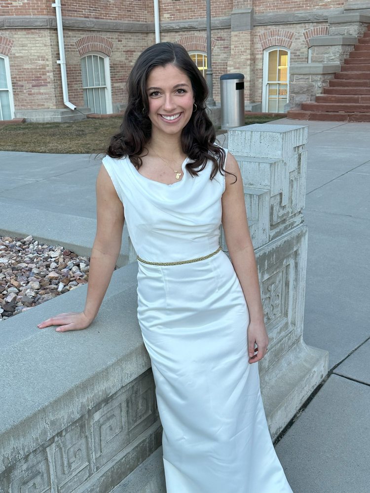 DRESSED BY EMILY - Updated May 2024 - Request a Quote - 14 Photos - 934 ...