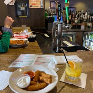 TRINITY TAVERN - 33 Photos & 47 Reviews - 4212 Hwy 360, Fort Worth ...