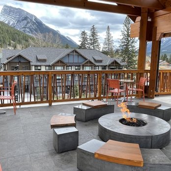 MOOSE HOTEL & SUITES - Updated September 2024 - 140 Photos & 63 Reviews ...