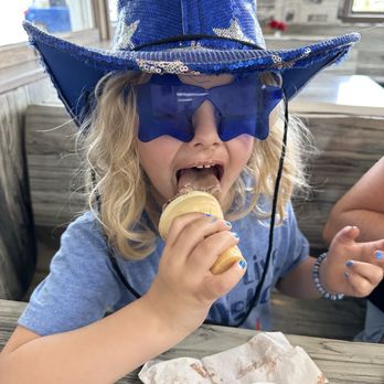 HAYLOFT - Updated October 2025 - 55 Reviews & 67 Photos - 45502 M 51 ...