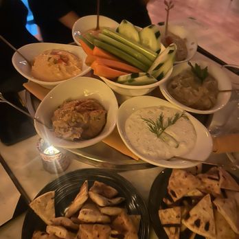 MONA - Updated December 2025 - 140 Photos & 72 Reviews - 1308 Chestnut ...