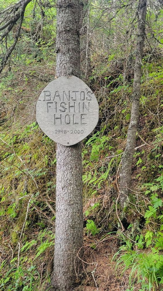 BANJO’S FISHIN HOLE - Updated December 2025 - Hope Hwy, Hope, Alaska ...