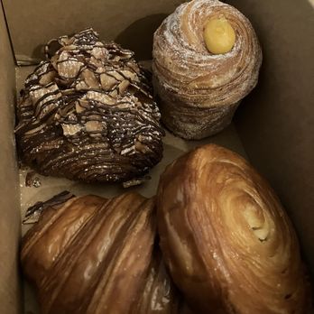 LUNE CBD - Updated August 2025 - 118 Photos & 36 Reviews - 161 Collins ...