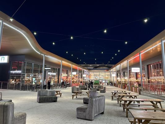 WHITE ROSE SHOPPING CENTRE - Updated June 2025 - 16 Photos & 48 Reviews ...