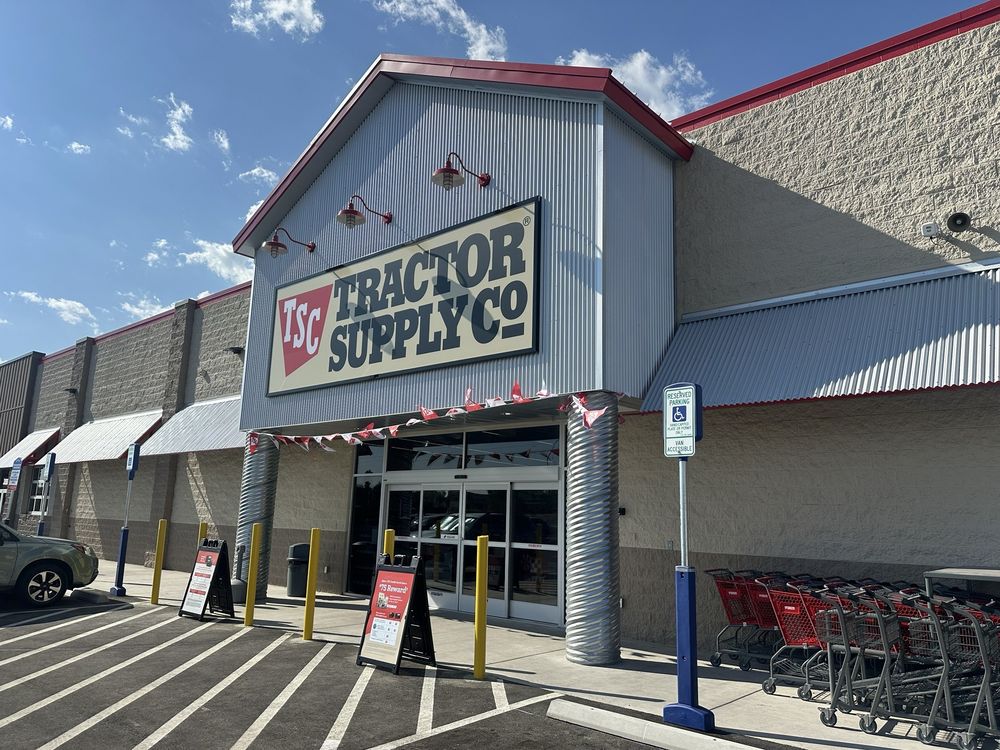 TRACTOR SUPPLY - Updated May 2026 - 8535 E Speedway Blvd, Tucson ...